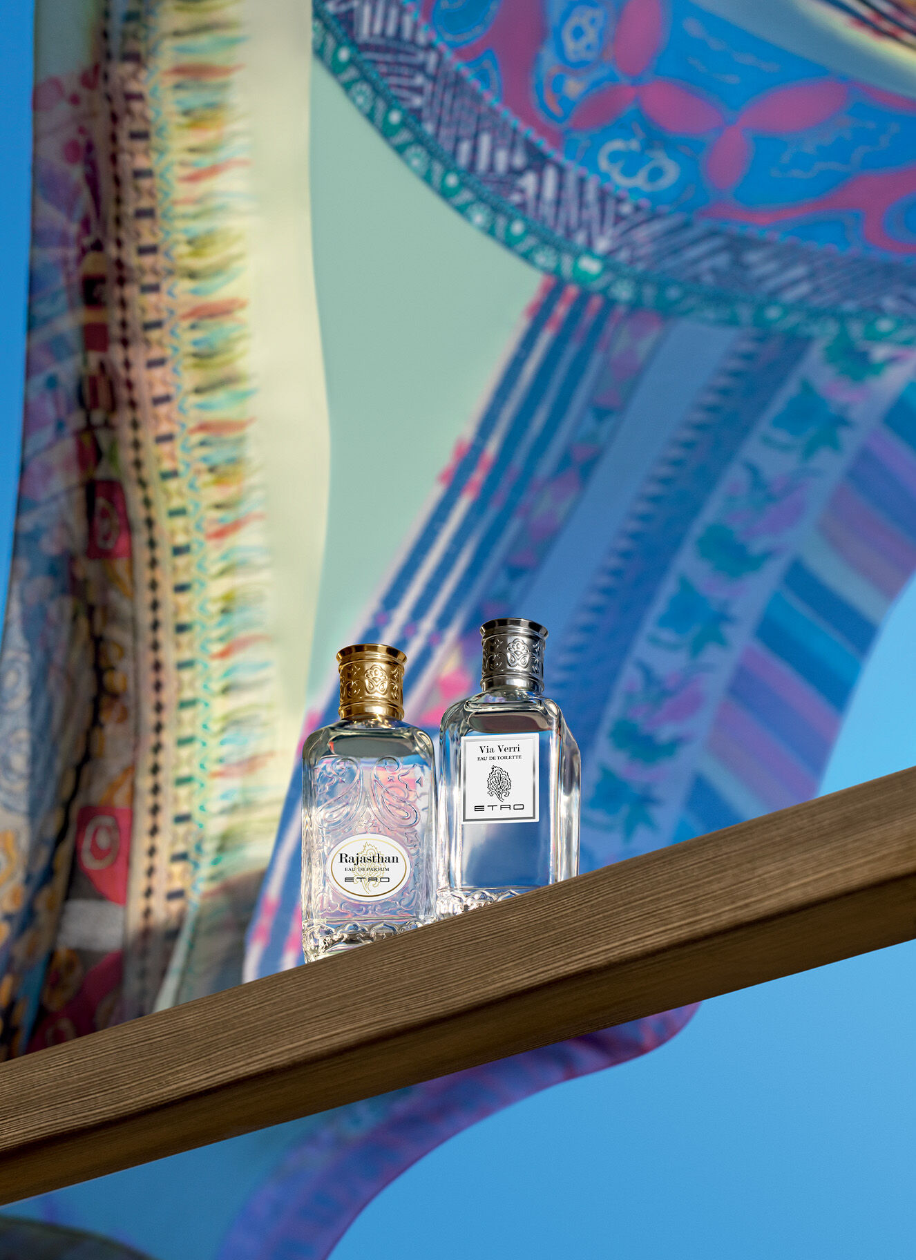 ETRO style icons: Perfumes, Paisley pattern and Pegaso | ETRO